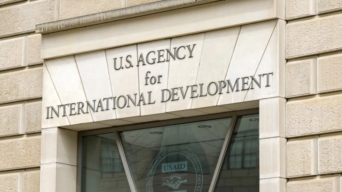 Уволенным сотрудникам USAID дали 15 минут на сбор вещей | Caliber.Az