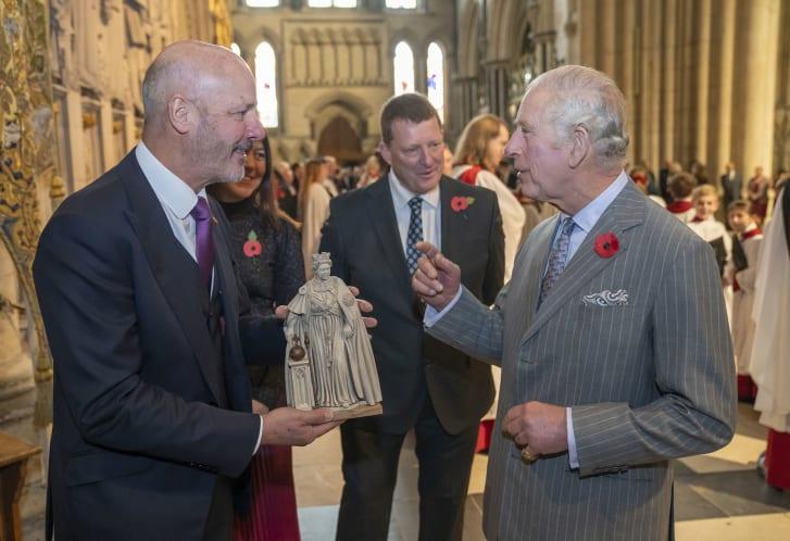 King Charles III unveils first posthumous statue of Queen Elizabeth II ... King Charles III unveils first posthumous statue of Queen Elizabeth II ...