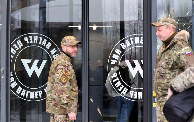 Stickers telling people to join Wagner Group appear in Poland | Caliber.Az